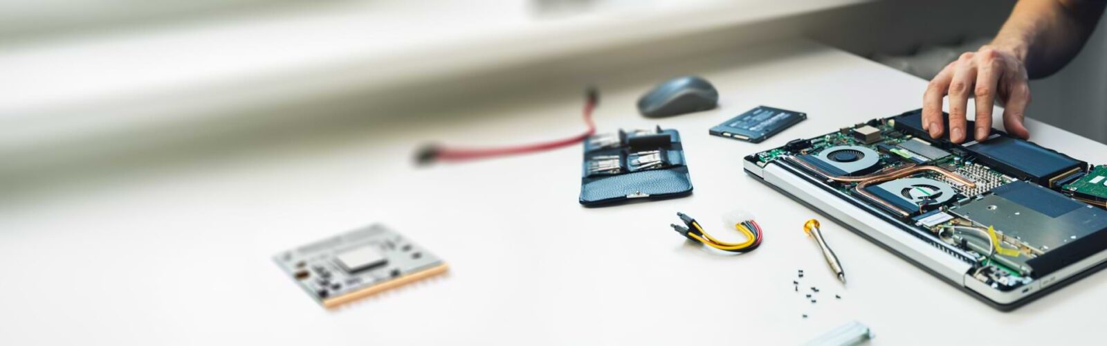 Repair Center - UCF Technology Product Center